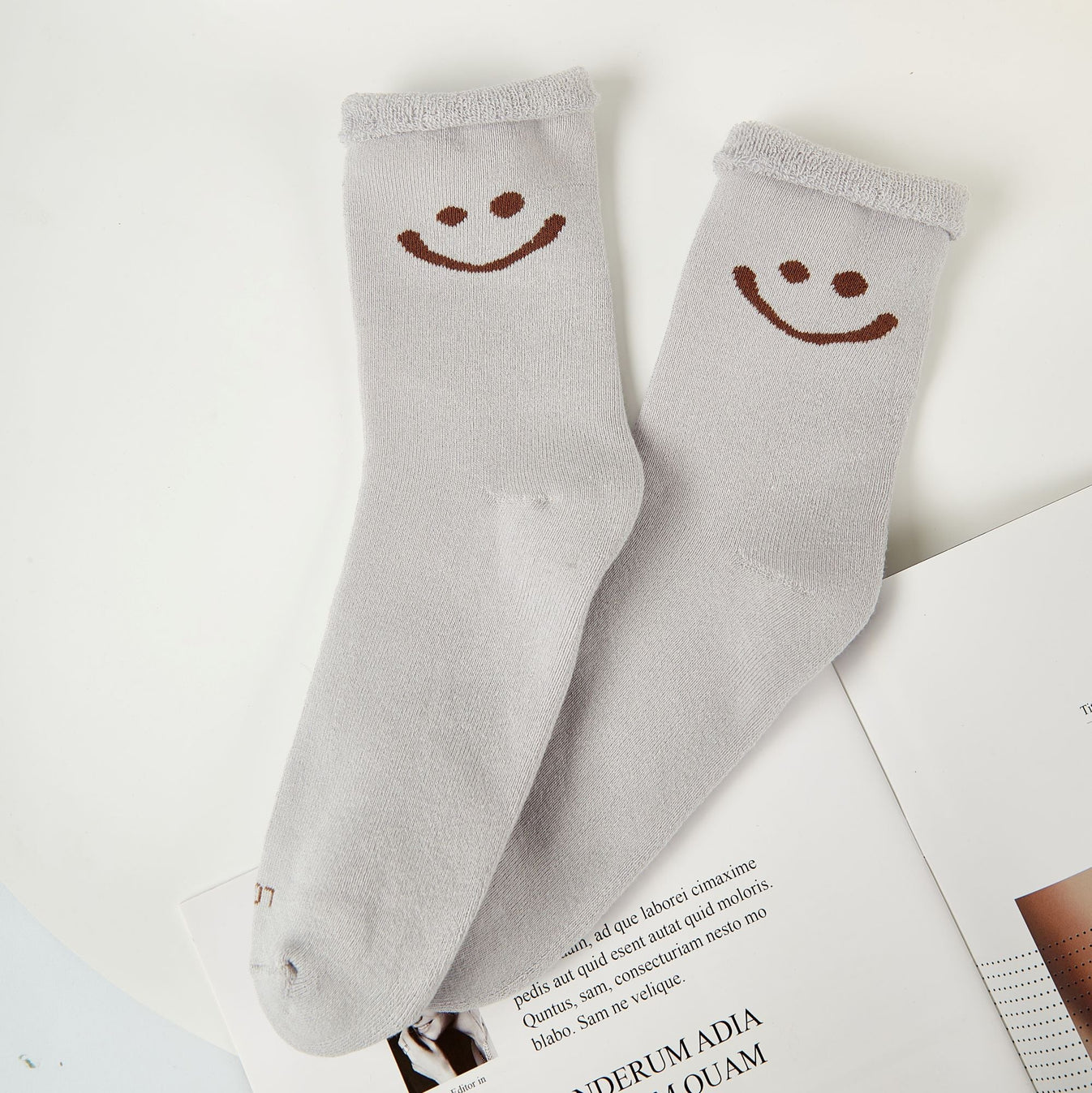 Women's Warm Smiley Face Socks - NEW COLOR - LOOUZ